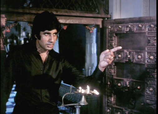 15 Most powerful dialogues of Amitabh Bachchan