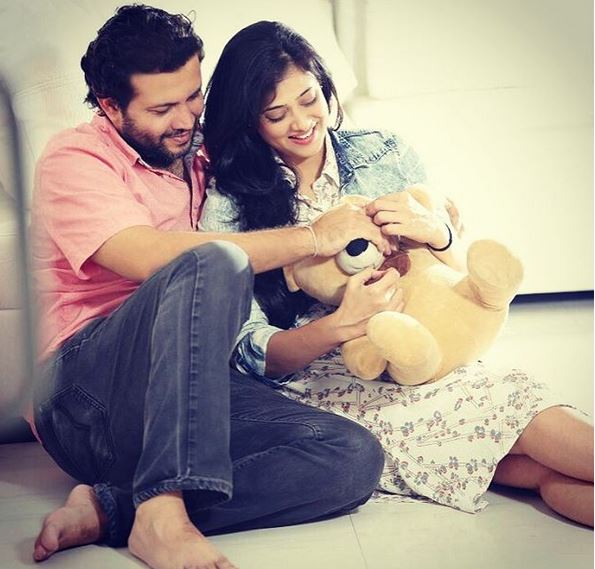In Pictures: Mommy-to-be Shweta Tiwari shares candid moments with family