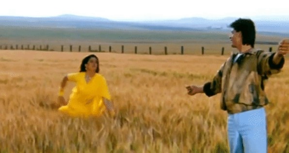 This is how the famous Shah Rukh Khan pose came into being
