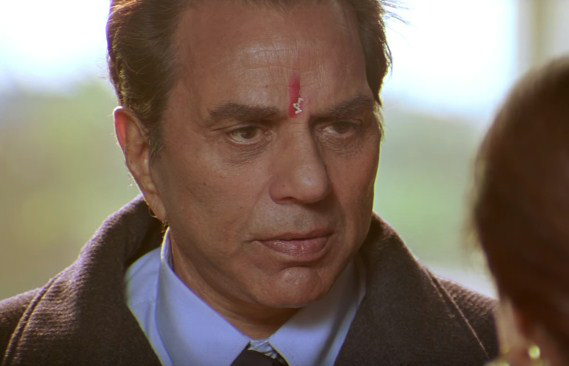 Dharmendra’s most iconic dialogues which helped him earn the ‘GARAM DHARAM’ tag