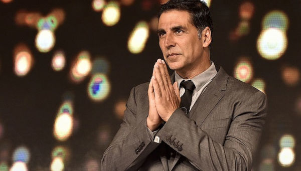Akshay Kumar donates Rs 1 crore to Gautam Gambhir Foundation for Covid ...