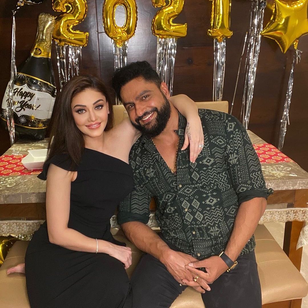 Shefali Jariwala and Parag Tyagi are dishing out couple goals in these ...