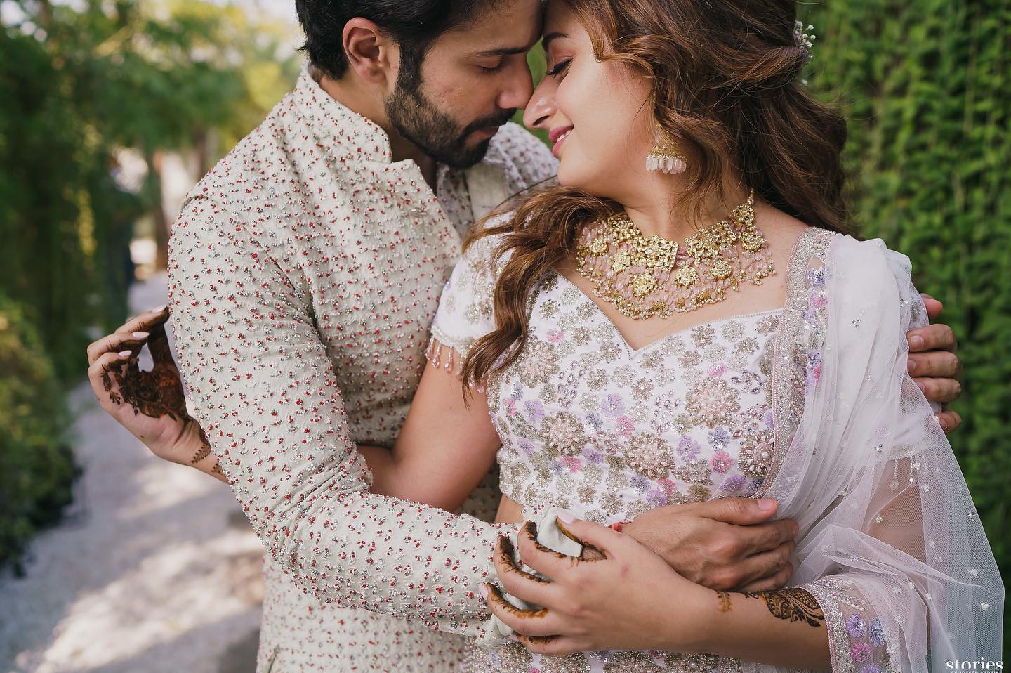 Hug Day 2022: When Katrina Kaif- Vicky Kaushal, Alia Bhatt- Ranbir ...