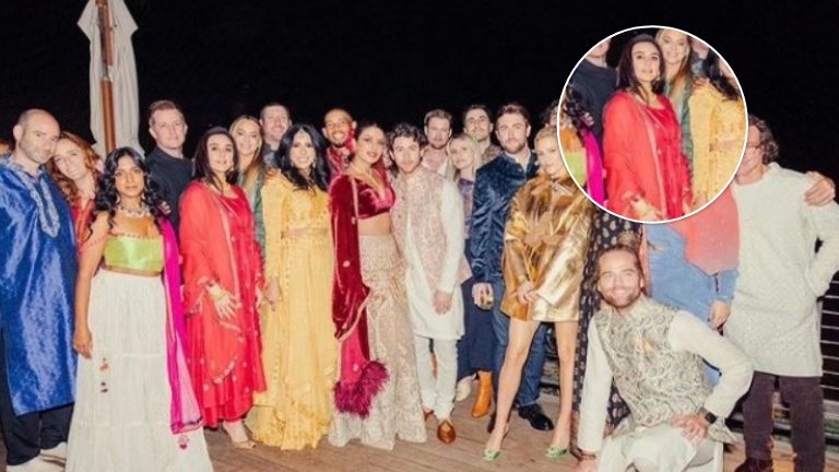 Preity Zinta looks elegant in pink in UNSEEN photos from Priyanka ...