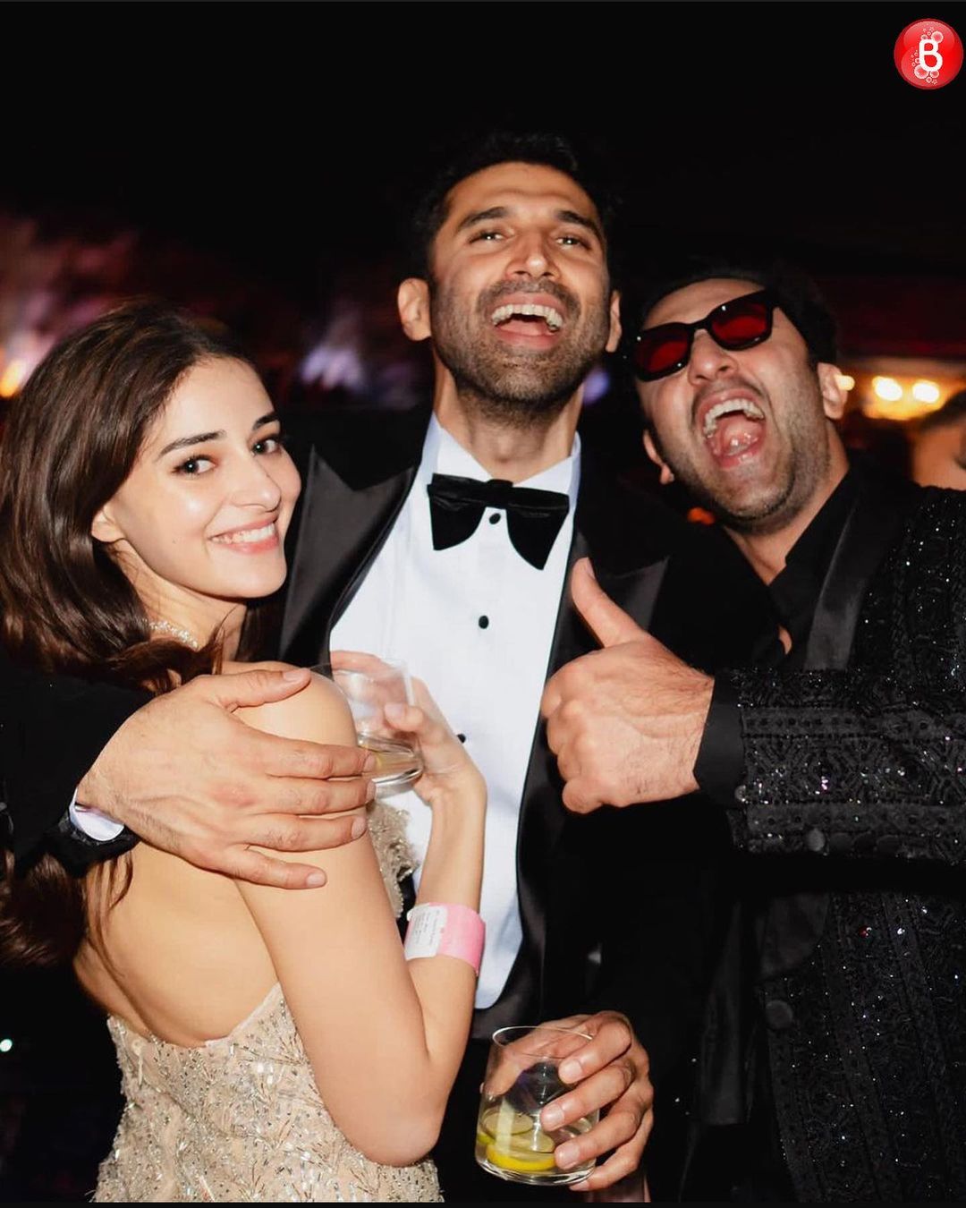 Aditya Roy Kapur holds gf Ananya Panday close as they pose with Ranbir ...
