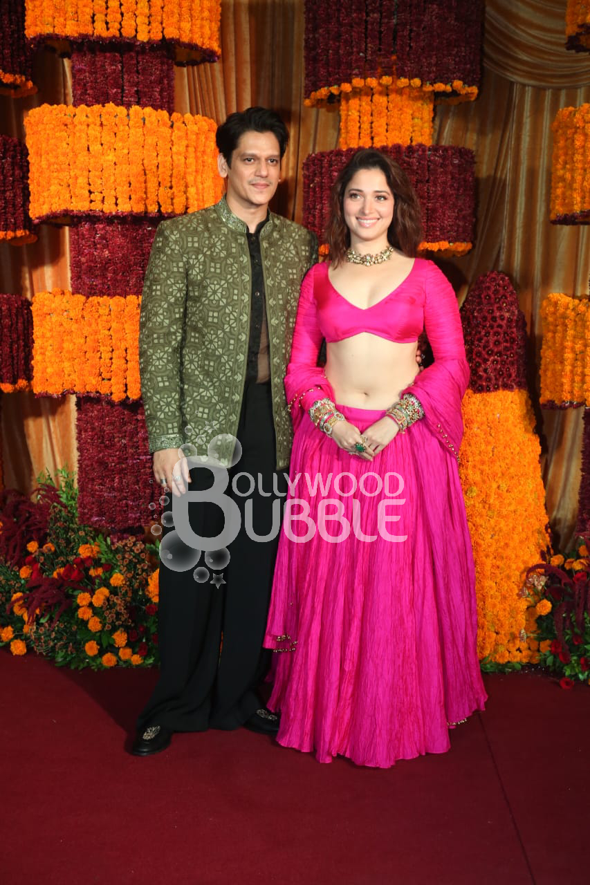 Bollywood couples make a remarkable presence at Ramesh Taurani Diwali party