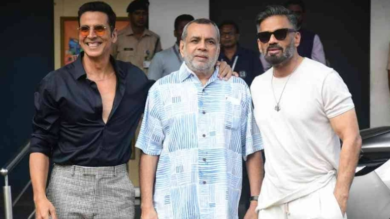 Paresh Rawal Clarifies Exit From Hera Pheri 3 | Bollywood Bubble