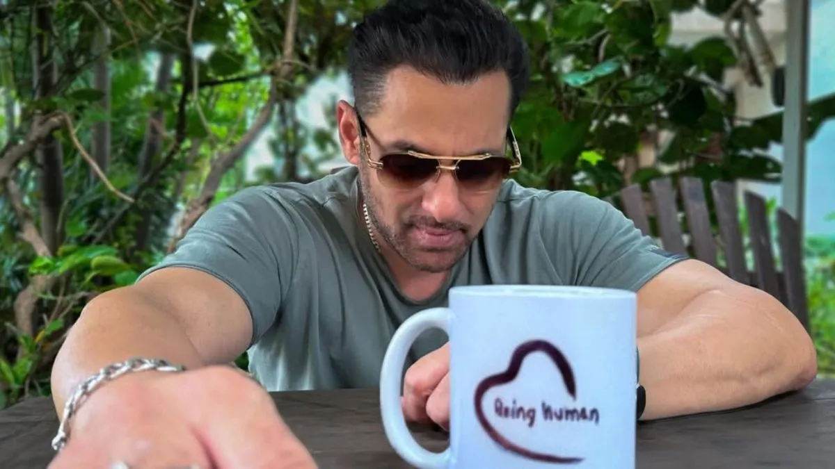 Salman Khan’s Casual Selfie Sends Fans Into A Frenzy; Sparks Nostalgia ...