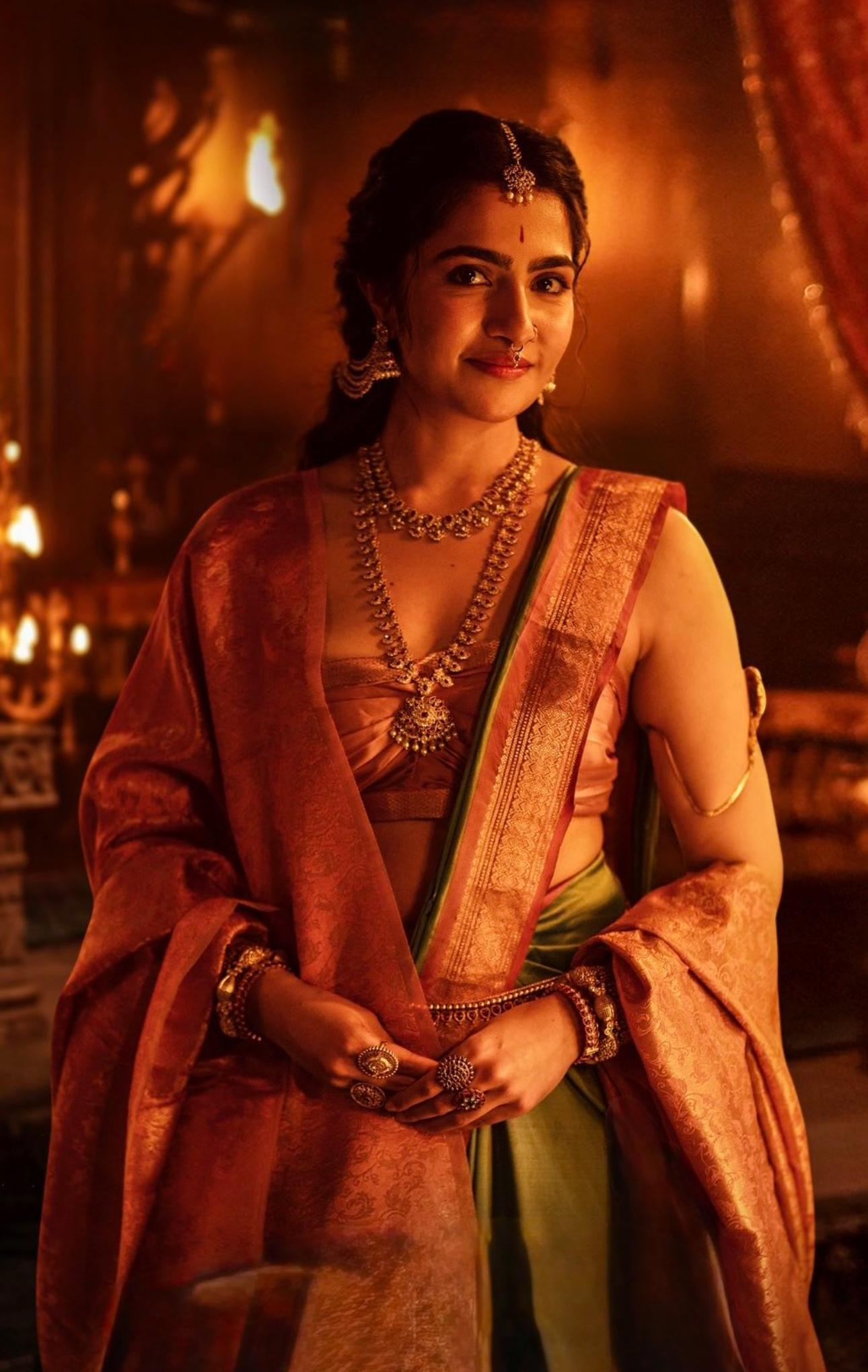 10 Bollywood Actors Who Nailed Period Characters In Big Screen Dramas | Bollywood Bubble