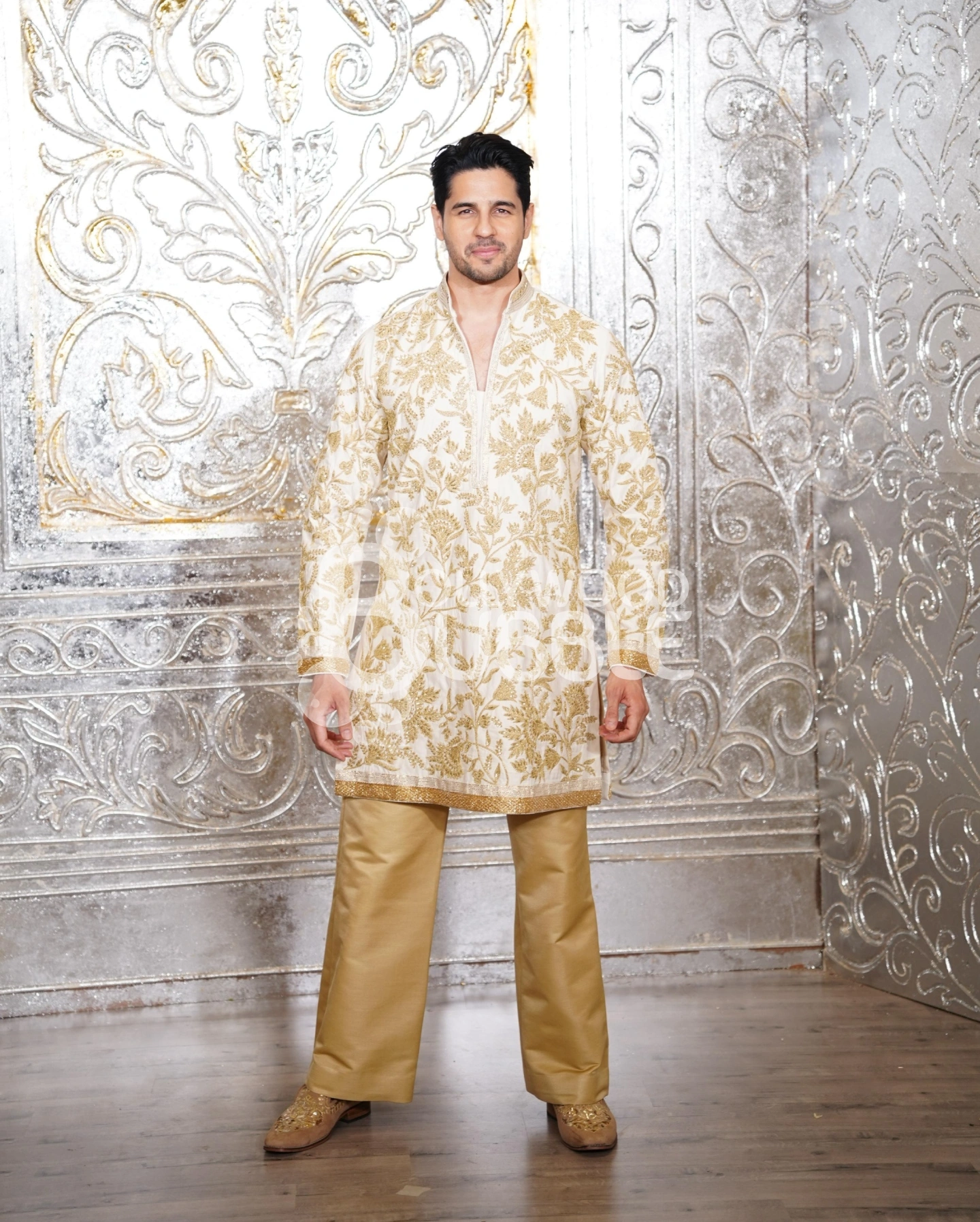 Manish Malhotra Diwali Party 2025: A Star Studded Affair | Bollywood Bubble