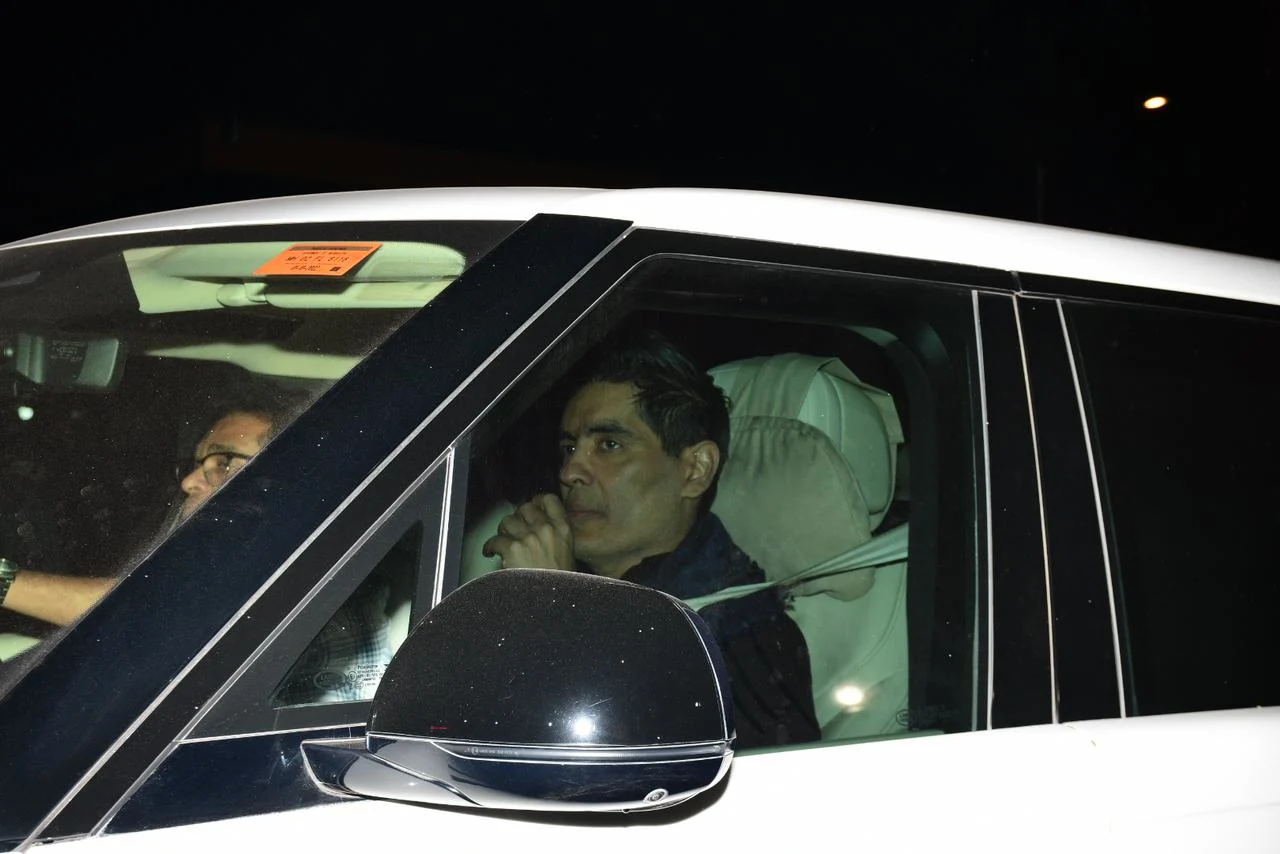 Dharmendra Prayer Meet: Shah Rukh Khan, Abhishek-Aishwarya Rai Bachchan, Shabana Azmi And Other ...