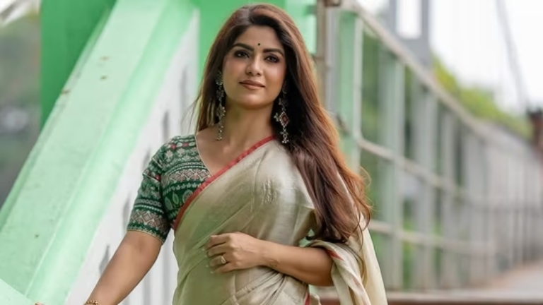 Sayantani Ghosh Dismisses Pregnancy Rumours After Returning To TV ...